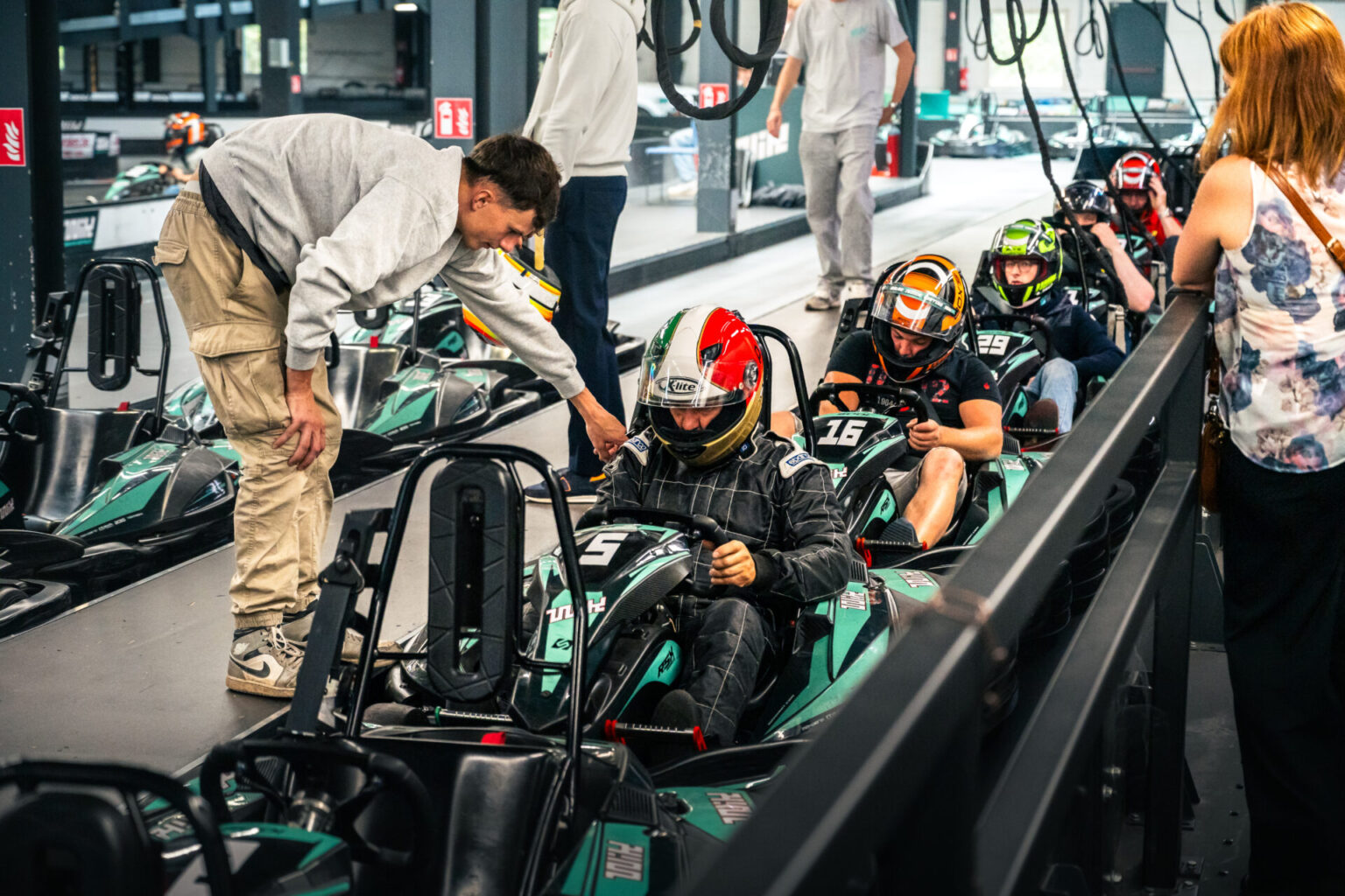 Horaires & Tarifs - WIK - Wavre Indoor Karting